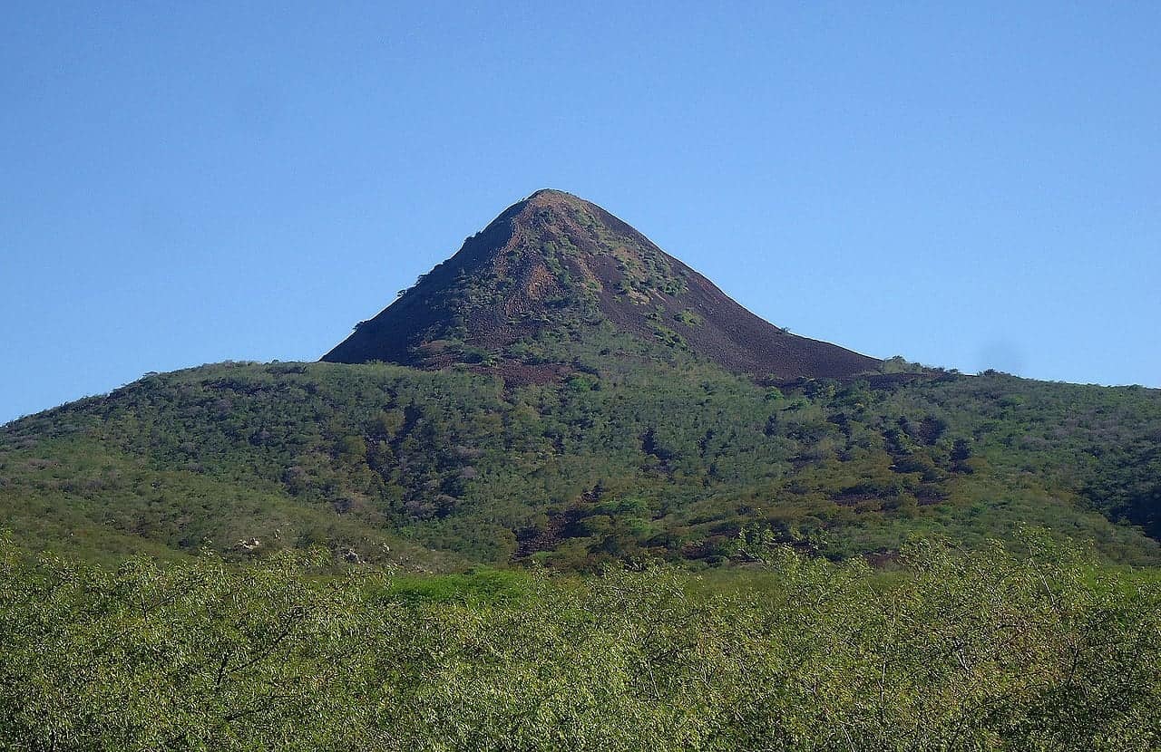 Are There Volcanoes In Brazil? – Go Every Corner!
